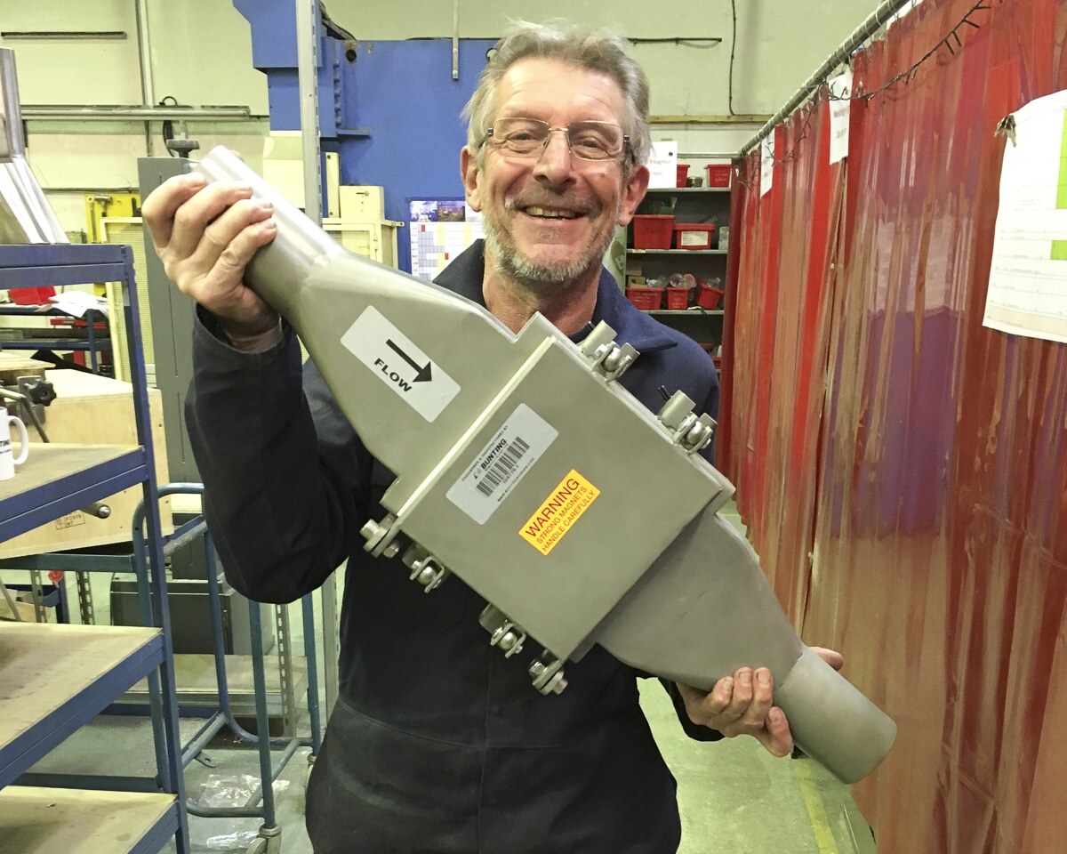 6 Inline Magnets for Plastics Producer