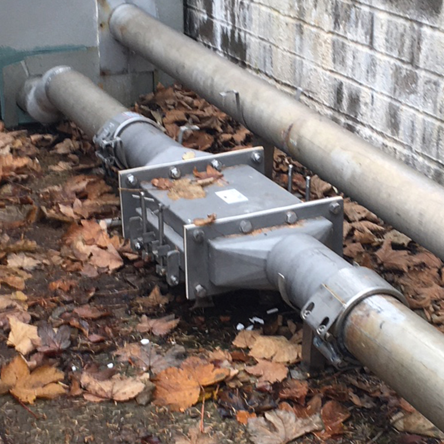 Inline Magnets for Metal Removal in Pneumatic & Gravity Lines